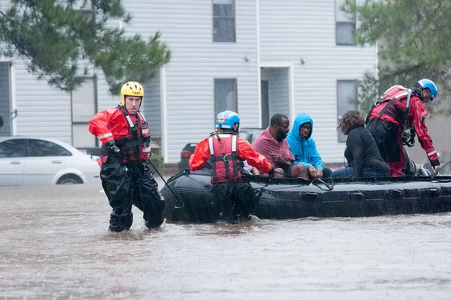 How To Respond Quickly To Water Emergencies: Tips To Minimize Damage ...